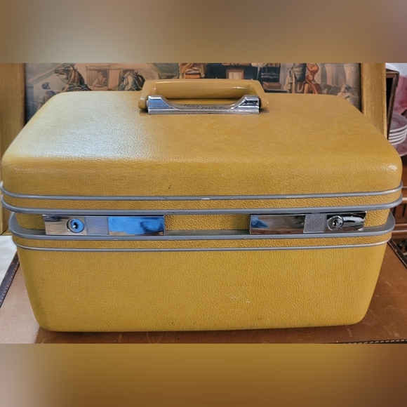 Samsonite | Bags | Vintage Samsonite Train Travel Makeup Case | Poshmark